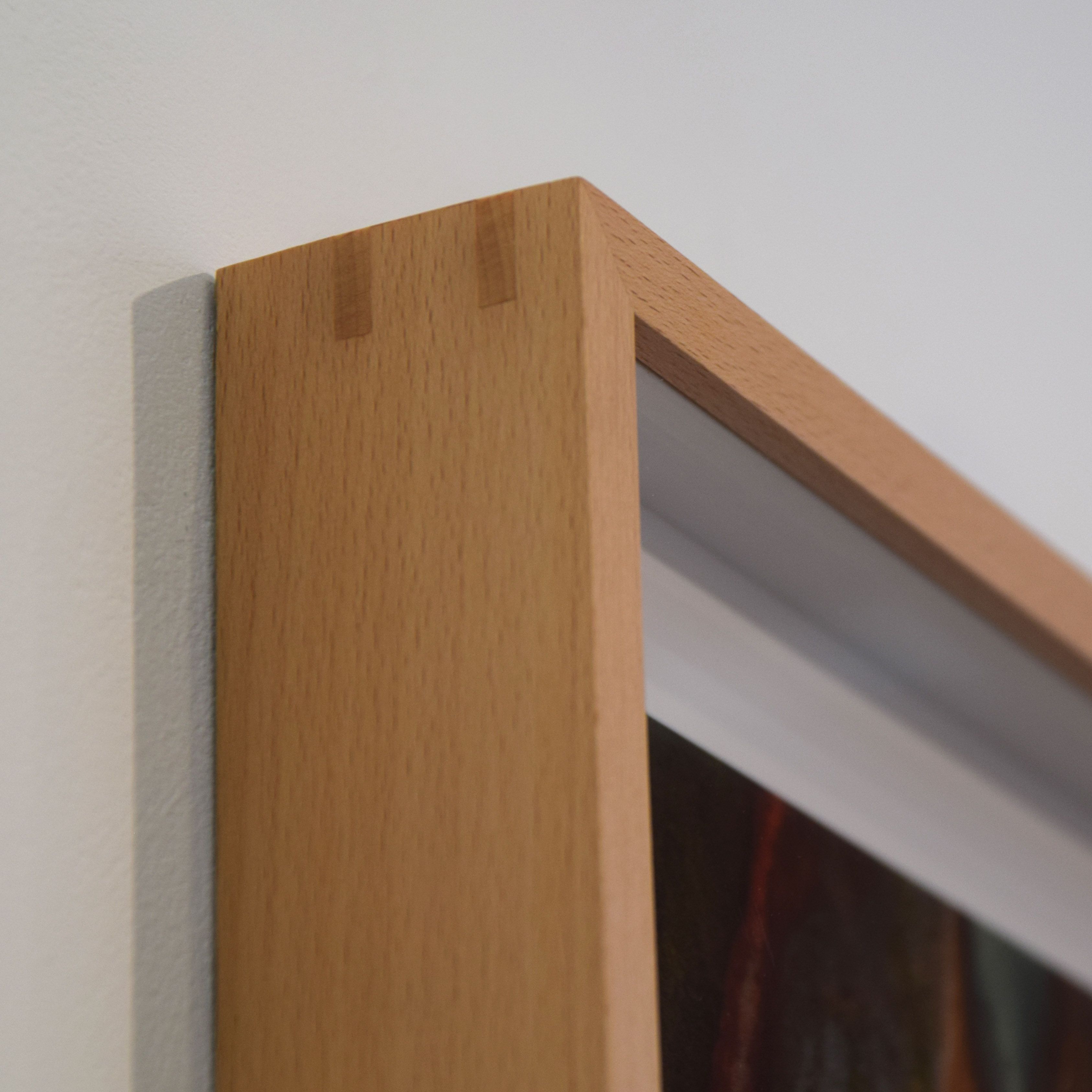 Floating Canvas Tray Frames In Any Size & Finish. / Harten Frameworks
