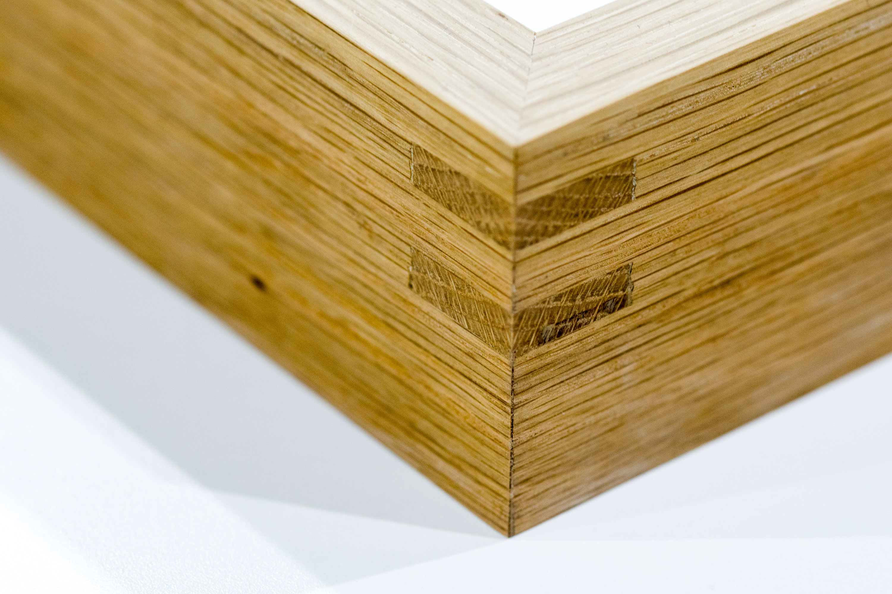 Custom box frames for artwork. / Harten Frameworks