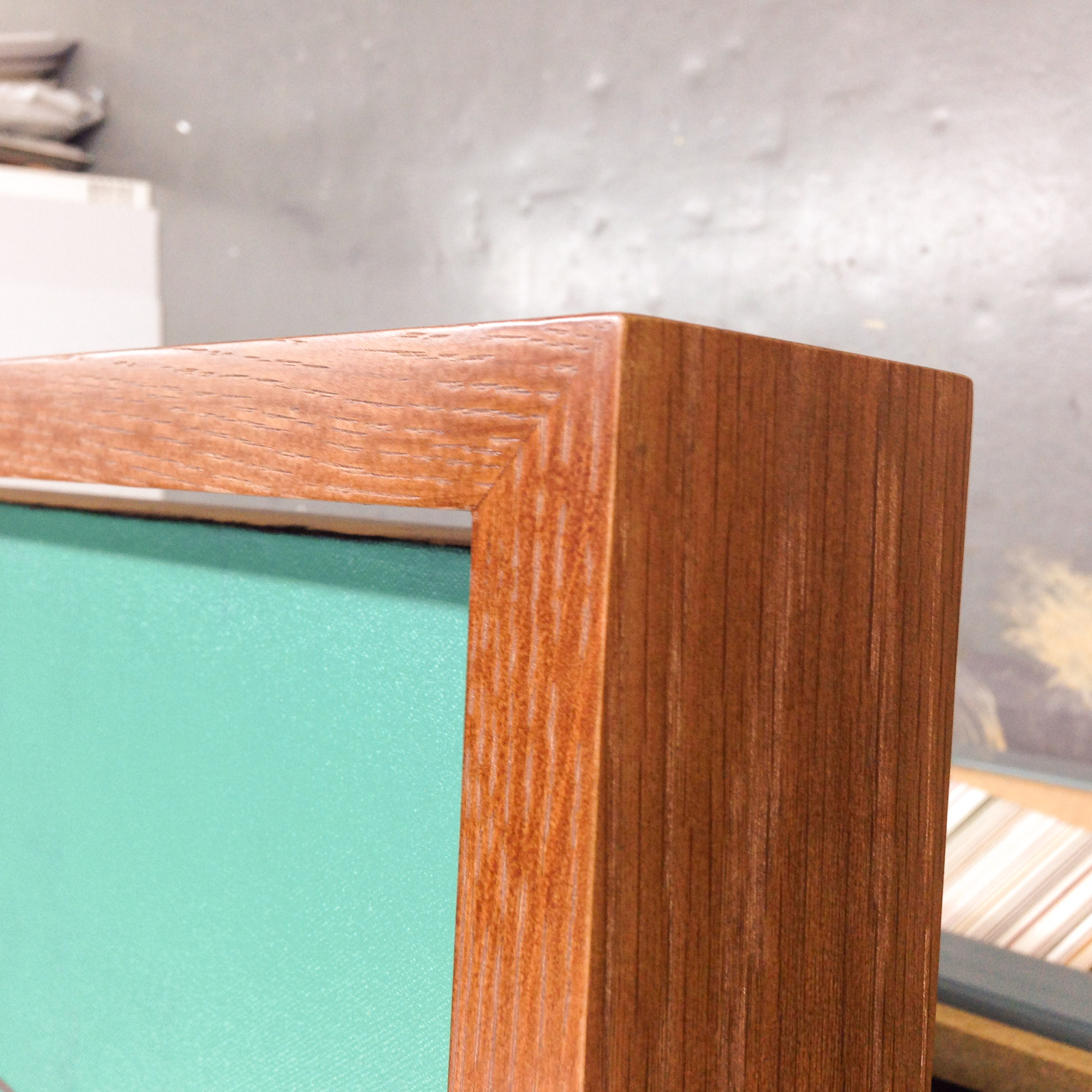 Extra Large Picture Frames (Up to 2.5 meters) / Harten Frameworks