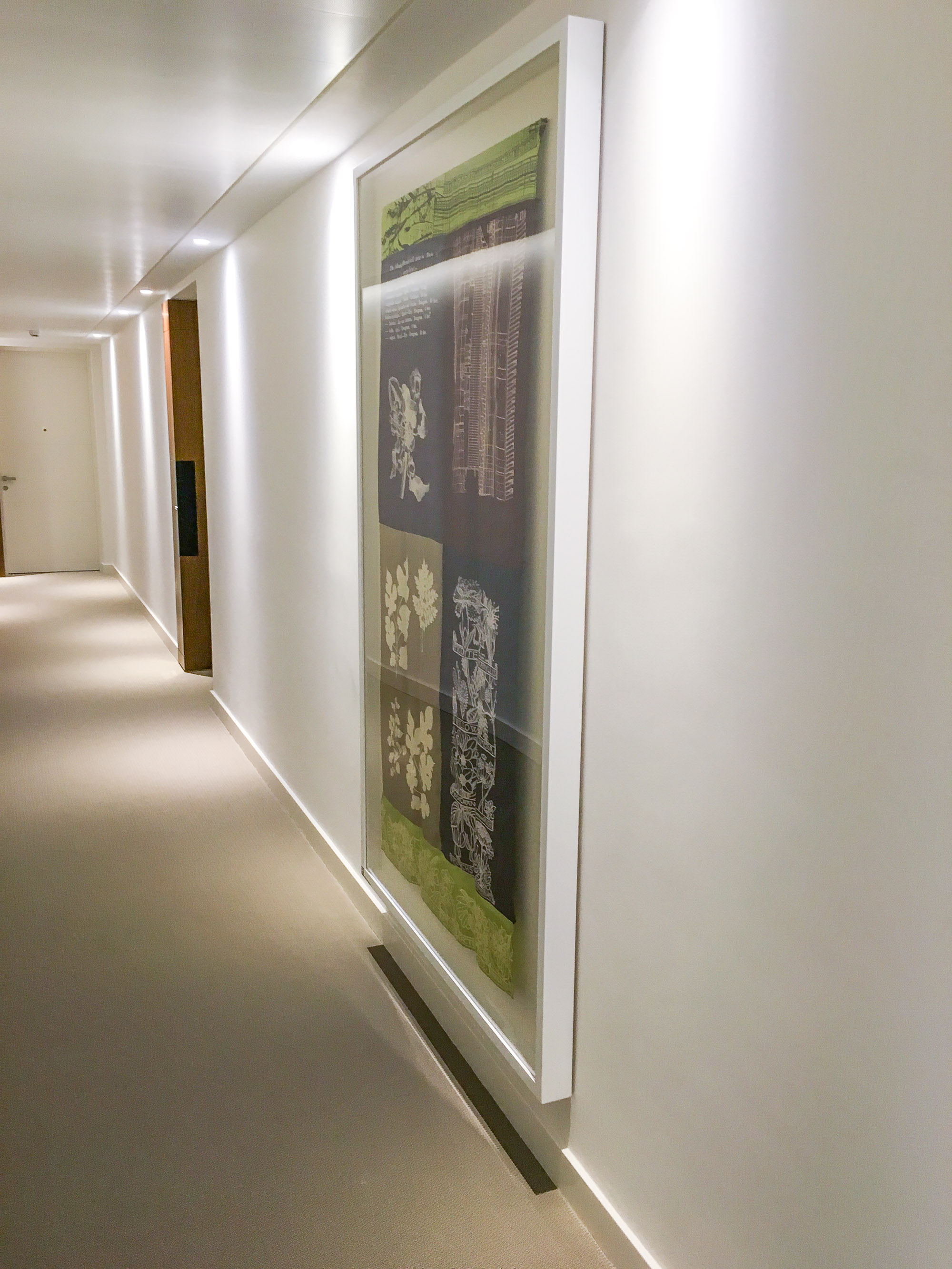 Extra Large Picture Frames (Up to 2.5 meters) / Harten Frameworks