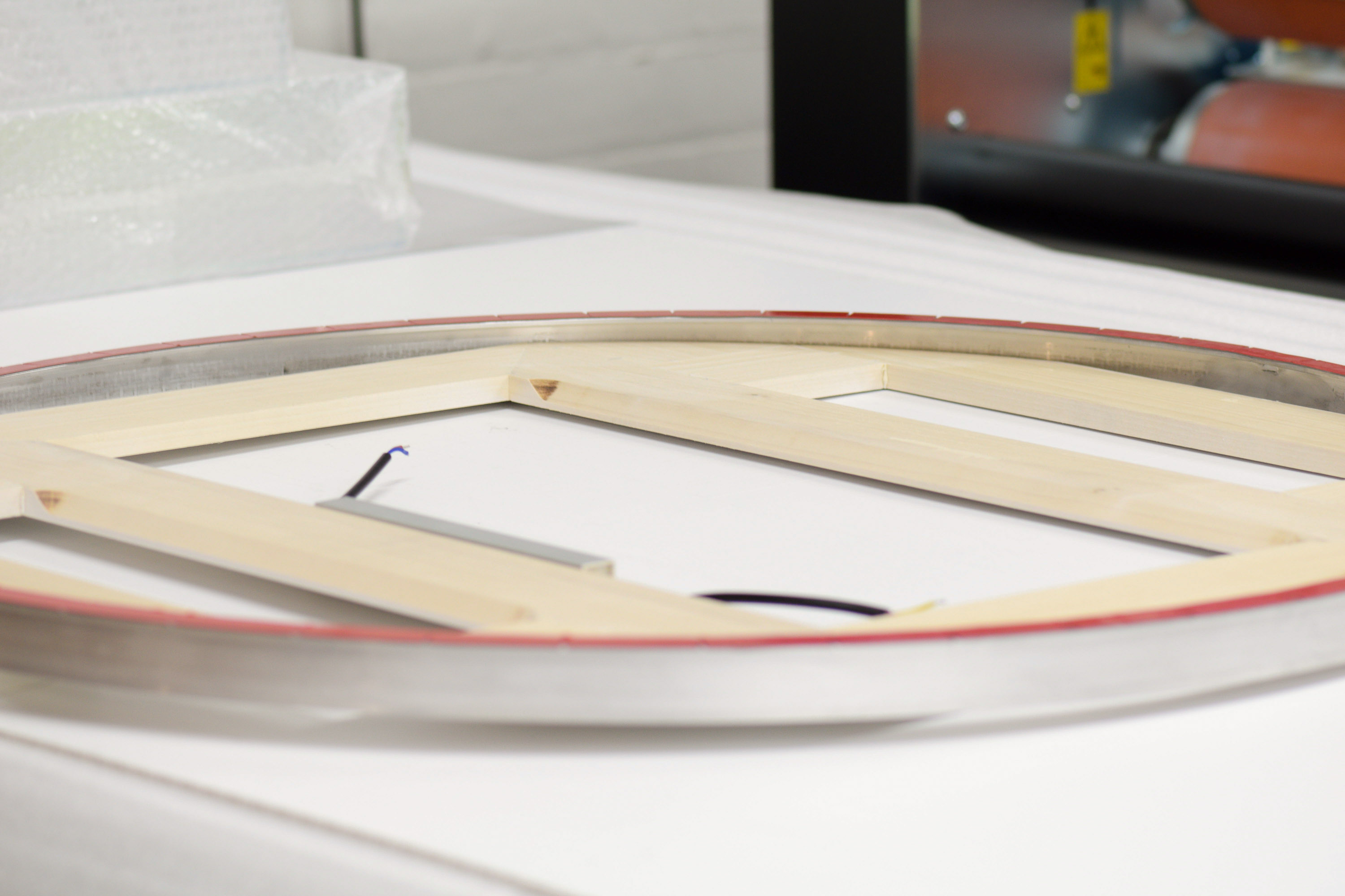 Custom Welded Metal Picture Frames: Strength & Beauty / Harten Frameworks