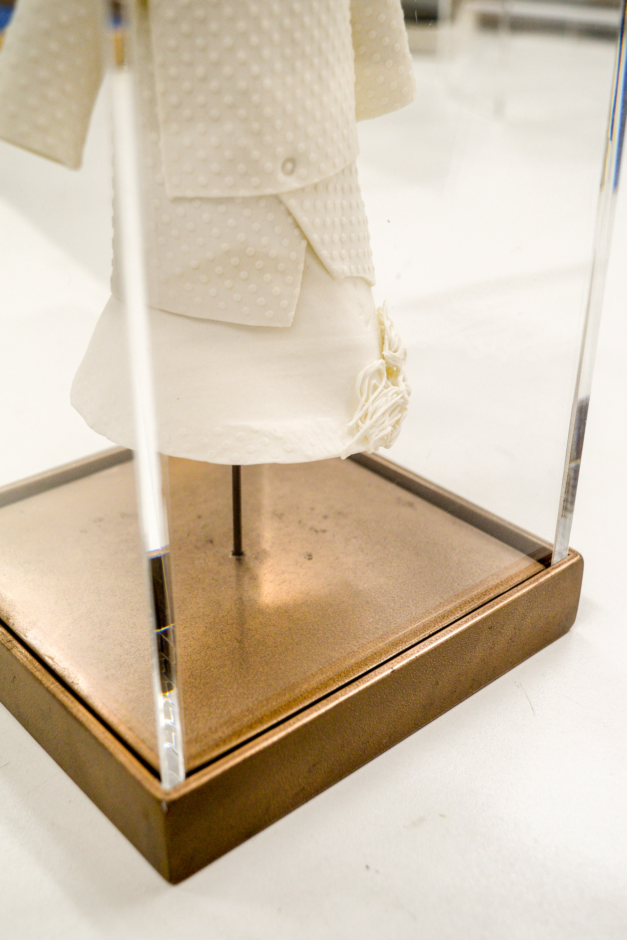 Acrylic Box Frames: 👀 See more of your artwork / Harten Frameworks