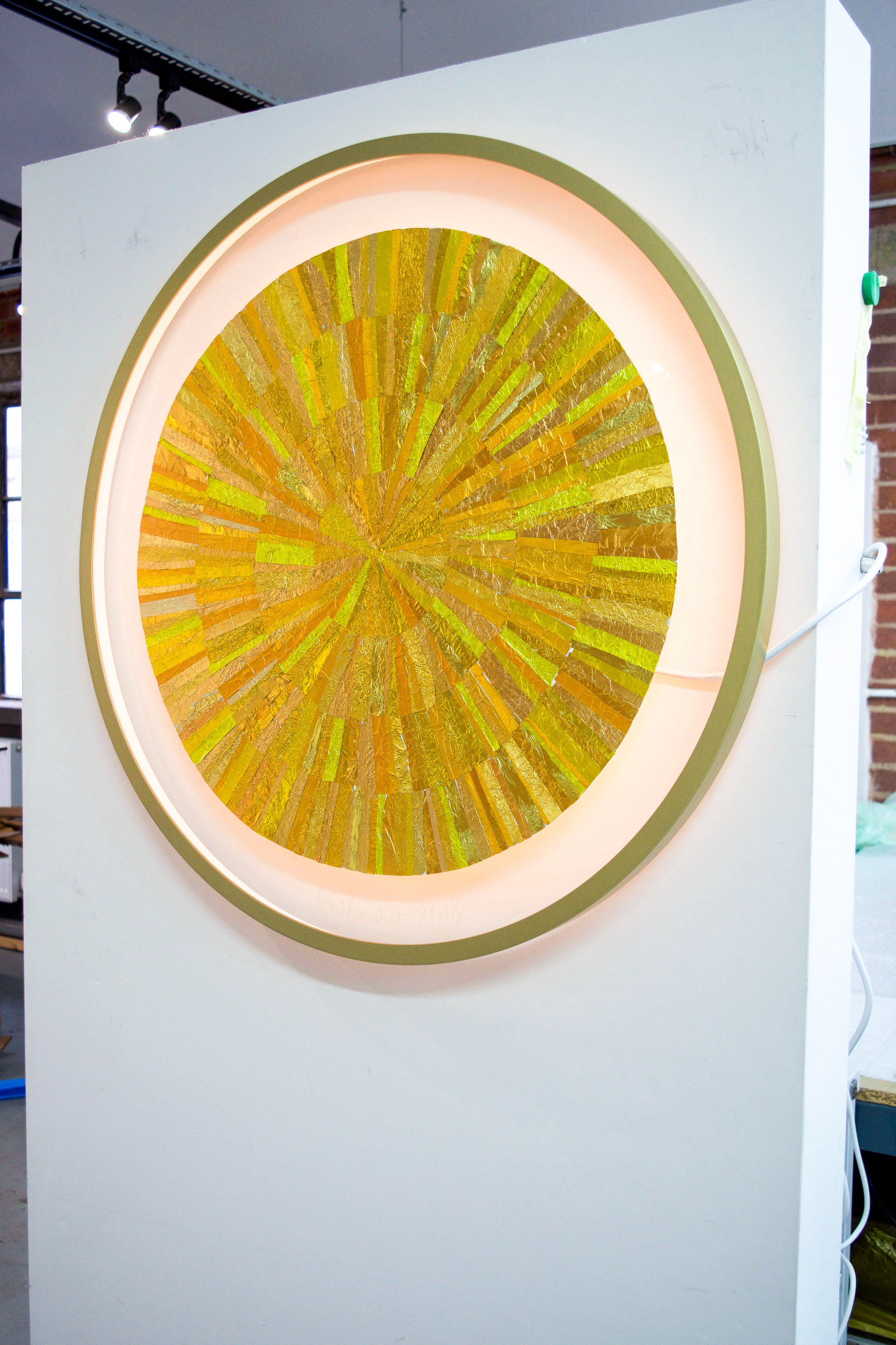 Custom box frames for artwork. / Harten Frameworks