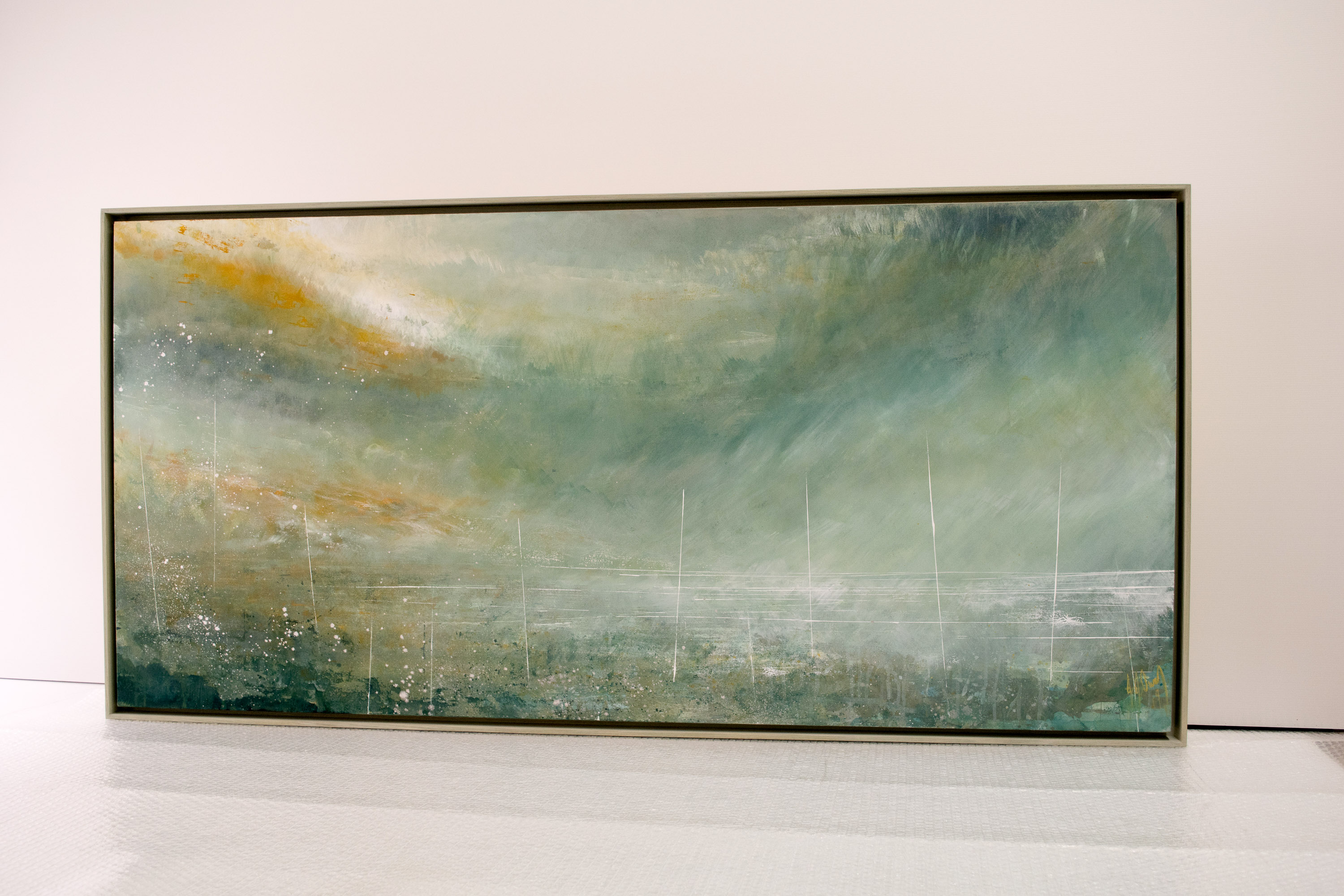 Floating Canvas Tray Frames In Any Size & Finish. / Harten Frameworks