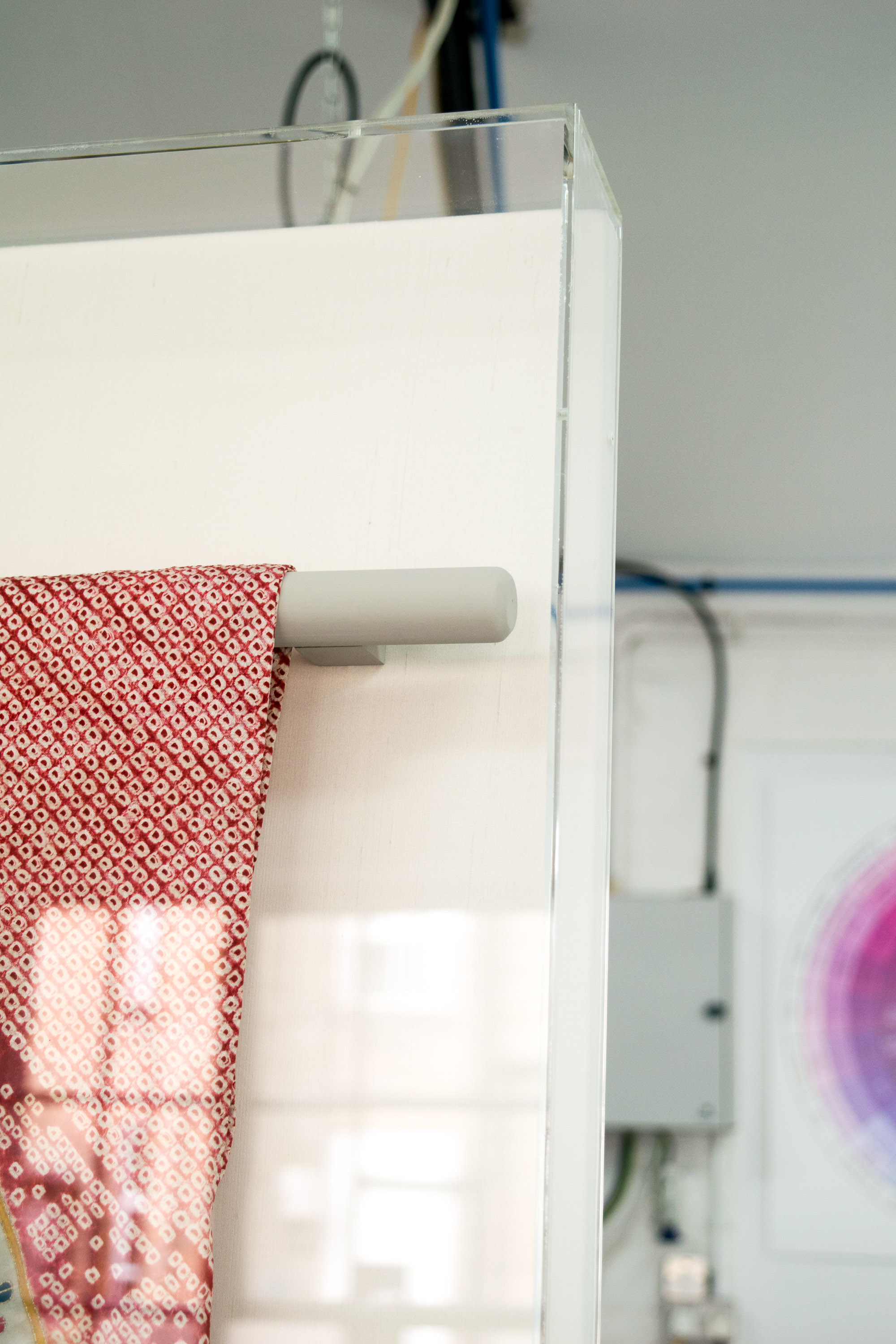 Acrylic Box Frames: 👀 See more of your artwork / Harten Frameworks